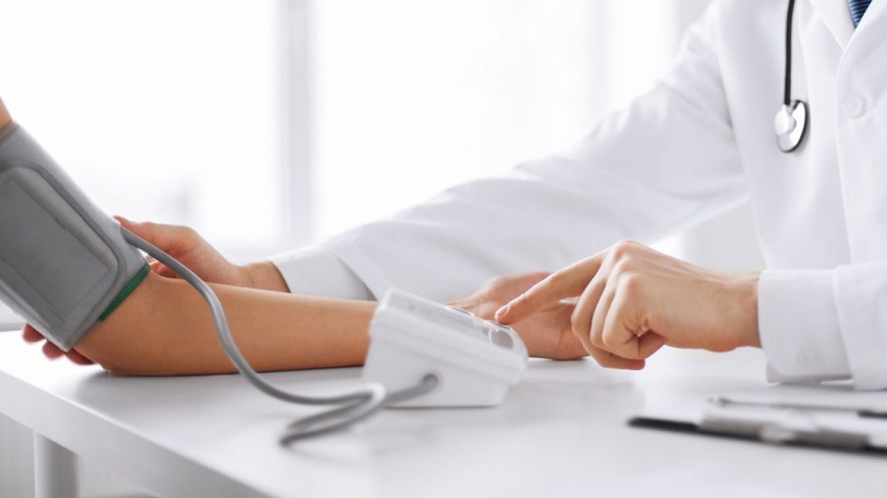 toma de tensión o Presión Arterial en Madrid - Controlada Tu Salud
